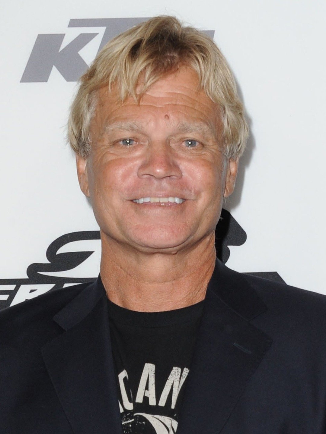 Bobby Hewitt's Instagram, Twitter & Facebook on IDCrawl