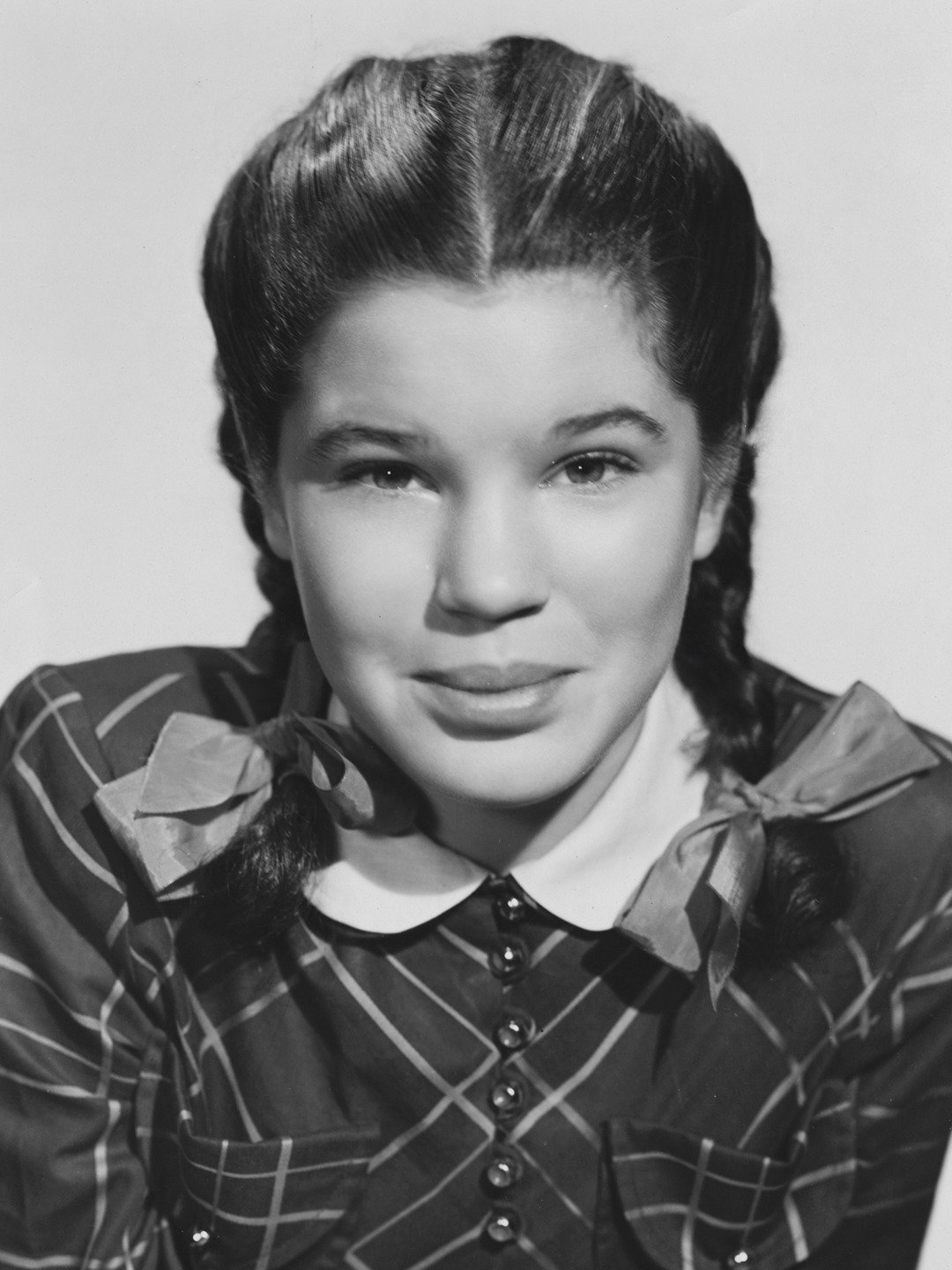 Arlene Gray's Instagram, Twitter & Facebook on IDCrawl