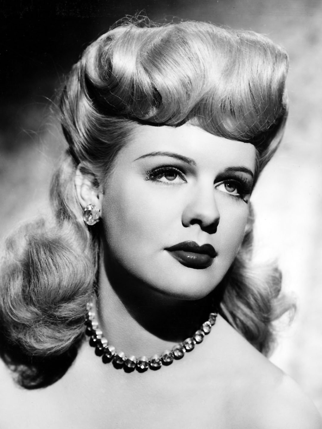 Marjorie Steele's Instagram, Twitter & Facebook on IDCrawl