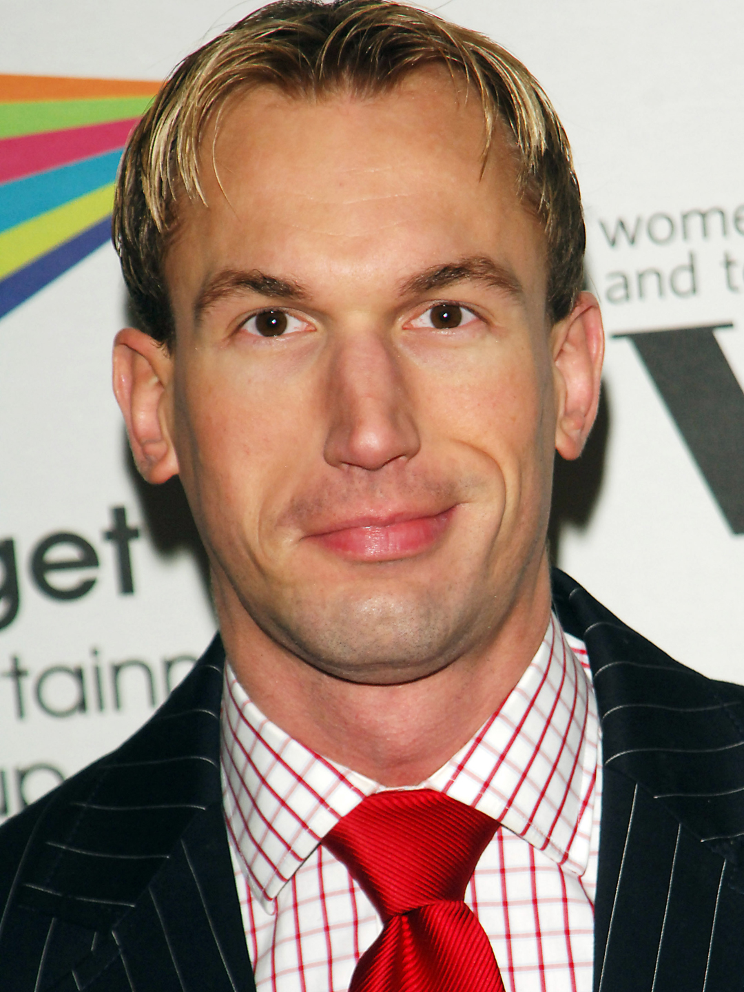 Guy Hadley's Instagram, Twitter & Facebook on IDCrawl